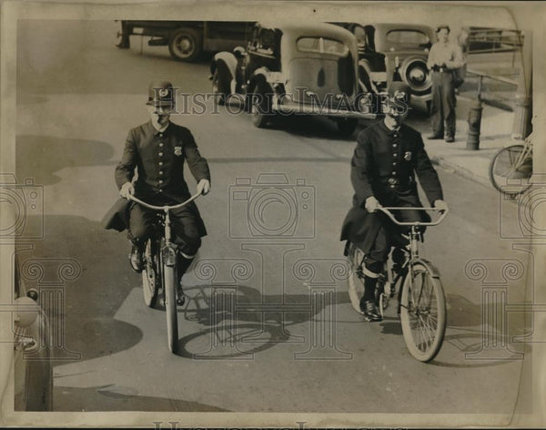 1941 Press Photo Patrolmen Jimmy Wall & William Stark Safety Parade ...