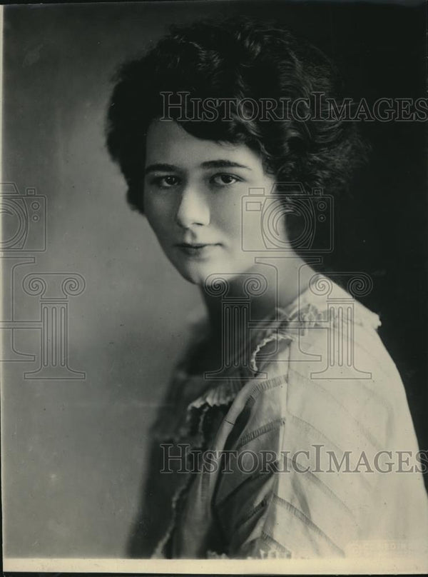 1922 Press Photo Evlyn Gordon, daughter of Maj & Mrs Peyton Gordon, D ...
