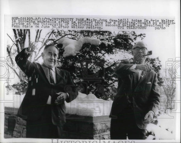 1970 Press Photo Dr. John Oswald with Dr. Eric Walker at the Universit ...