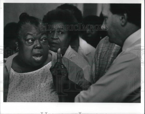 1990 Press Photo Emma Baird & City Service Dir Anthony DiPietro ...
