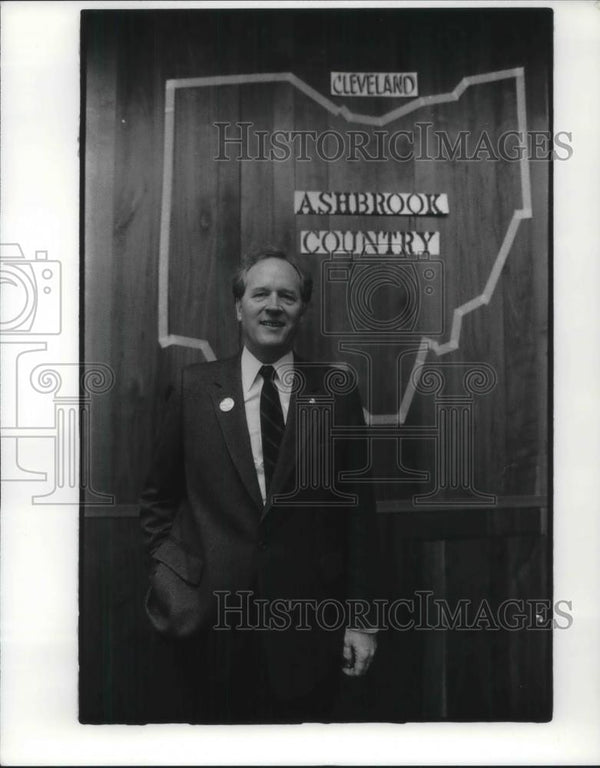 1992 Press Photo John Ashbrook during his campaign - cva02868 ...