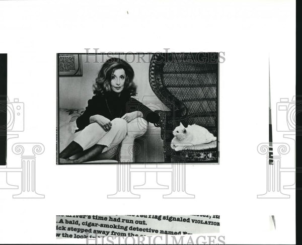 1988 Press Photo Edna Buchanan Pulitzer Prize Winning Reporter Miami H ...