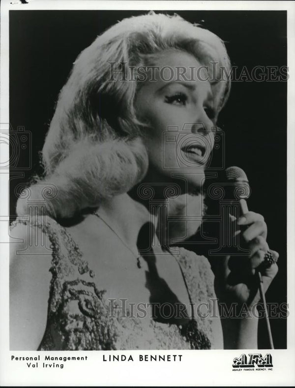 1969 Press Photo Lind Bennett Singer - cvp00972 - Historic Images