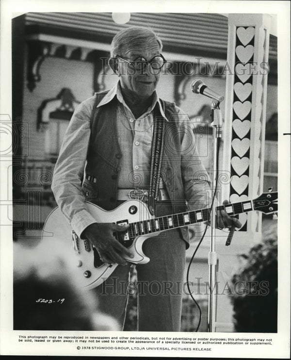 1978 Press Photo George Burns in Sgt. Pepper's Loney Hearts Club Band ...