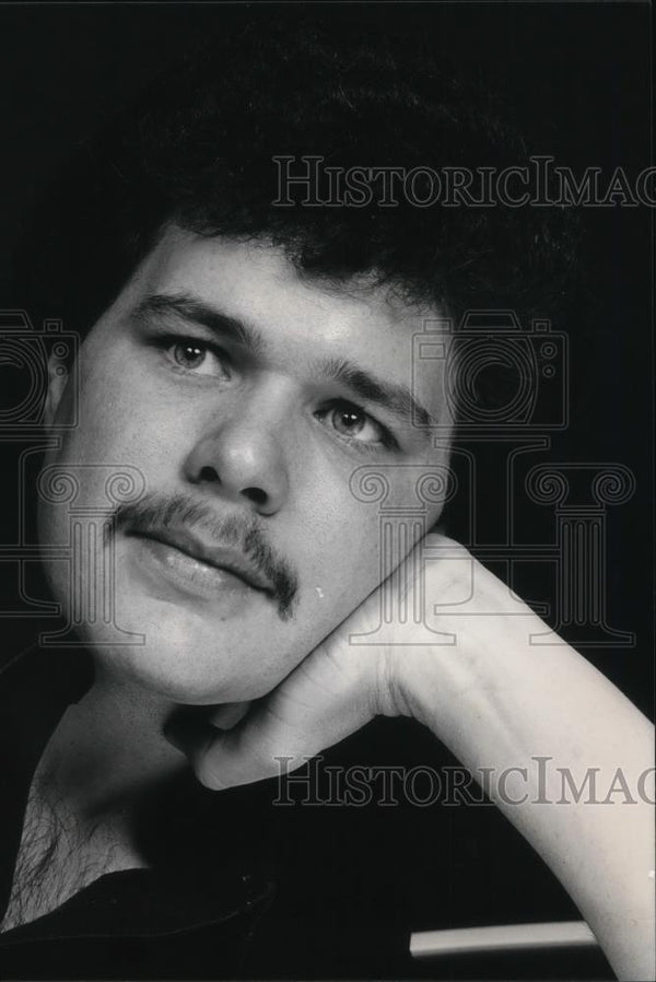 1991 Press Photo Terry Hamilton Singer and Songwriter - cvp15942 ...