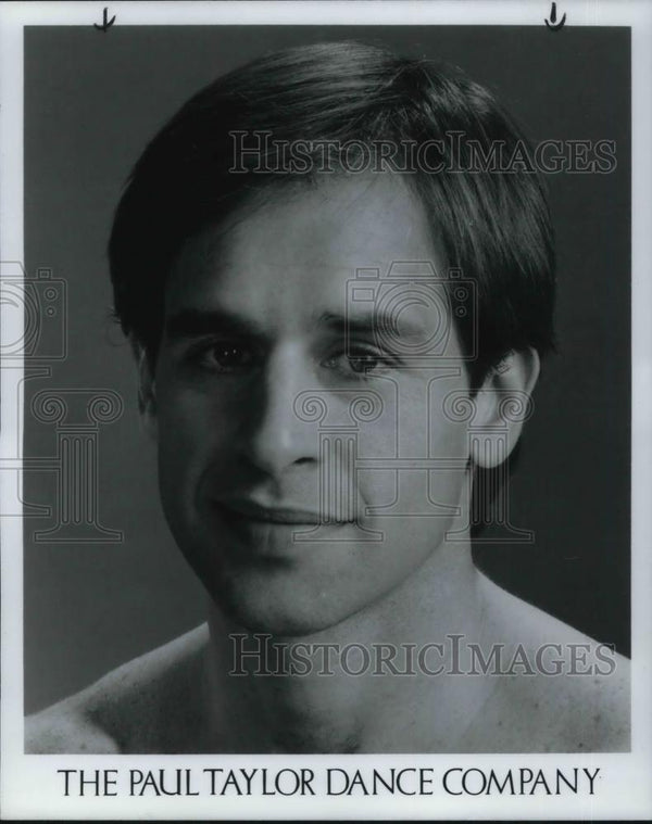 1985 Press Photo Thomas Evert of The Paul Taylor Dance Company - cvp11 ...