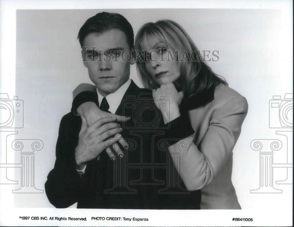 1997 Press Photo Judith Light & Rick Schroder in Too Close to Home - c ...