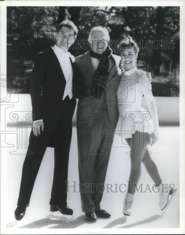1991 Press Photo Walter Cronkite Susan Wynne Joseph Druar Ice Dance Ch ...