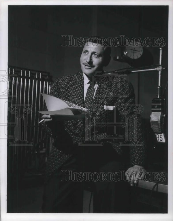 1955 Press Photo Andre Baruch CBS Radio Commentator Announcer - cvp055 ...