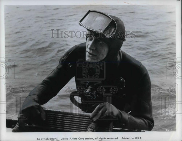 1974 Press Photo Richard Harris in Juggernaut - cvp16325 - Historic Images