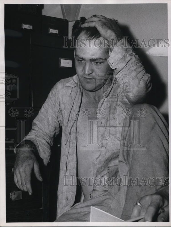 1956 Press Photo Norman Walker Bedford O - Historic Images