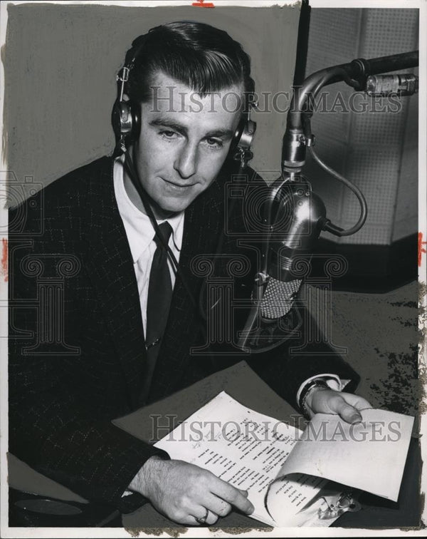 1951 Press Photo Johnny Bell - Historic Images