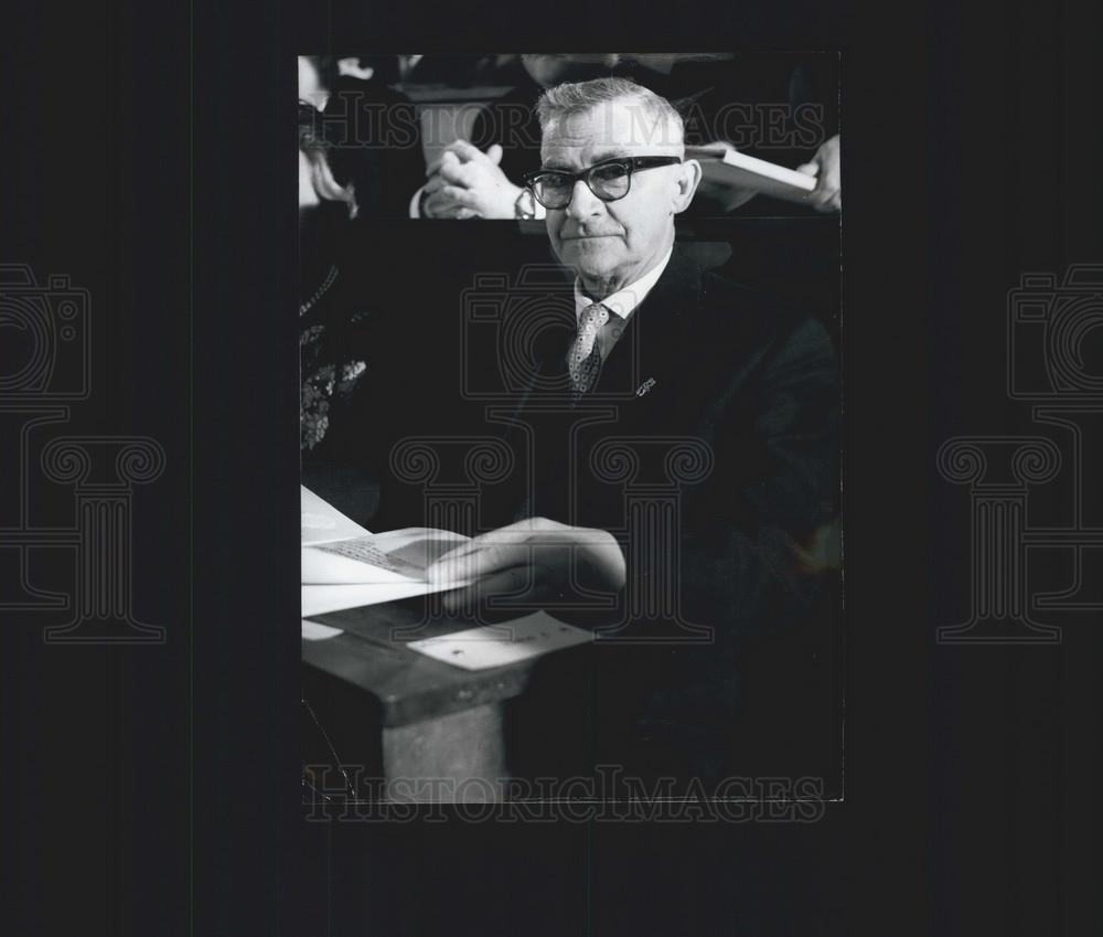 1961 Press Photo Engineer August Arnold Receiving Honorary Doctorate ...