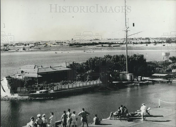 Press Photo e British Cantonments Where the Suez Canal Opens Out at Su ...
