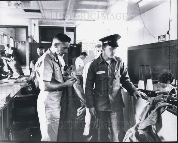 1965 Press Photo Army basic training center Fort Dix, N.J - Historic Images
