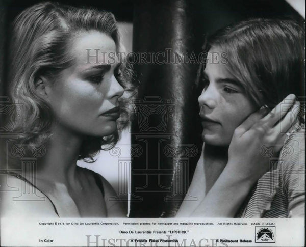 1976 Press Photo Marquax Hemingway and Mariel Hemingway in LipStick ...