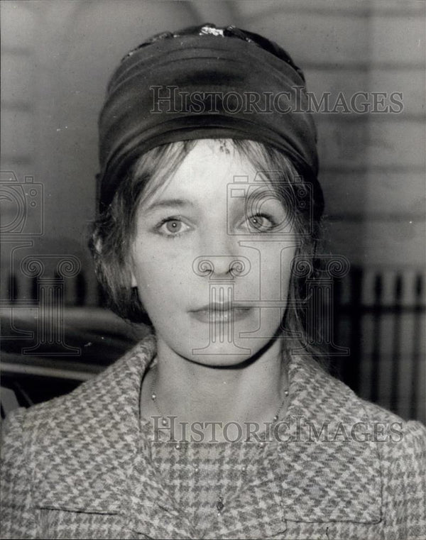 1974 Press Photo Countess of Lucan Goes To Court To Discuss Children's ...