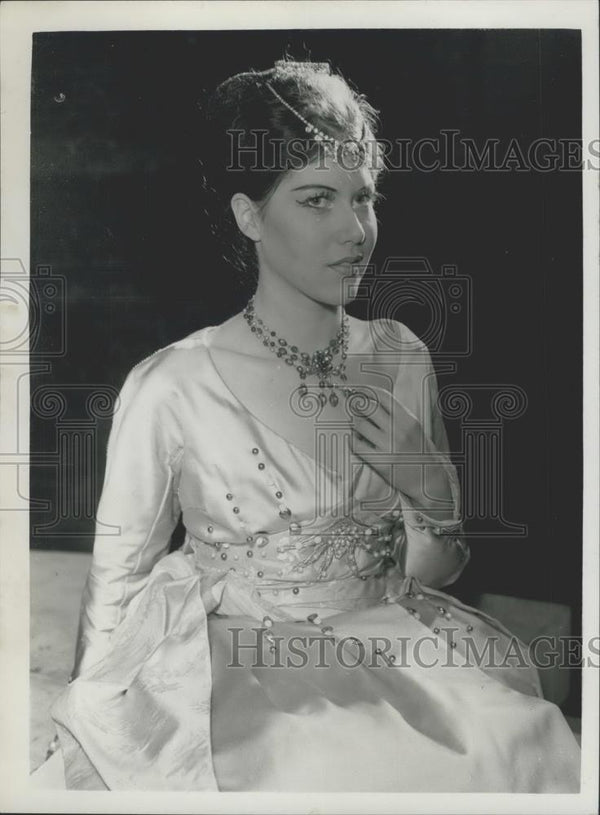 1960 Press Photo Suzanne Fuller, as Katherine - Historic Images