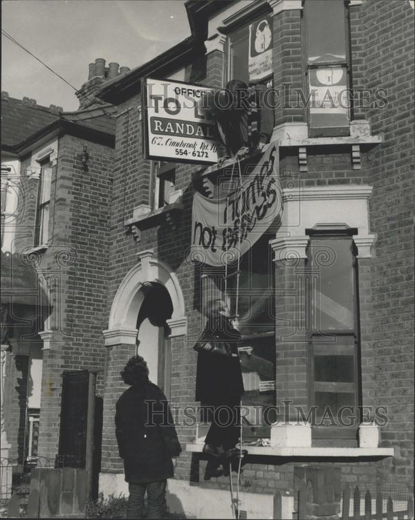 Press Photo London Squatters Campaign, Ilford - Historic Images