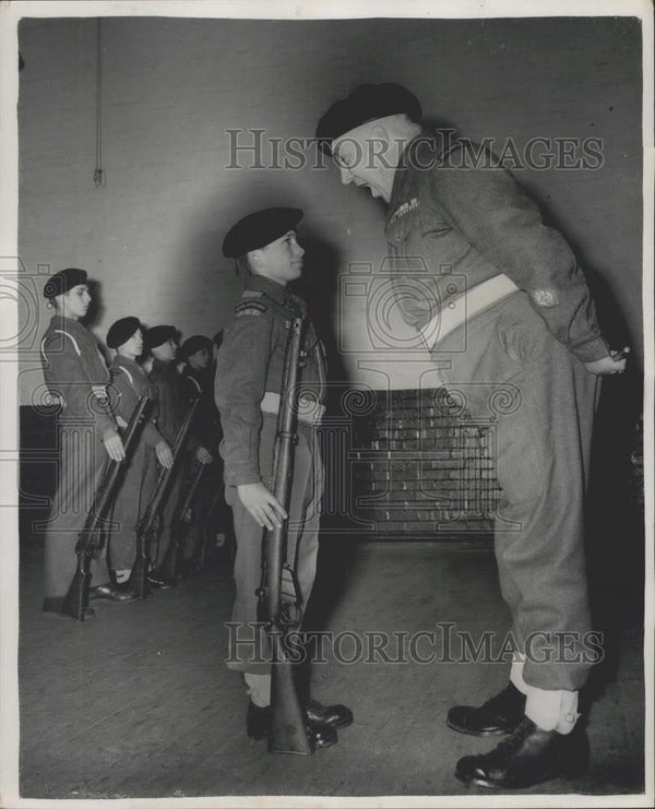 1954 Press Photo .S.M. Augustus Marshall & Michael Annison 14 yr old v ...