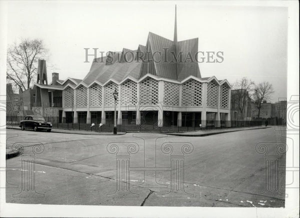 1960 Press Photo View of St. Paul's Church on the Brandon Estate ...
