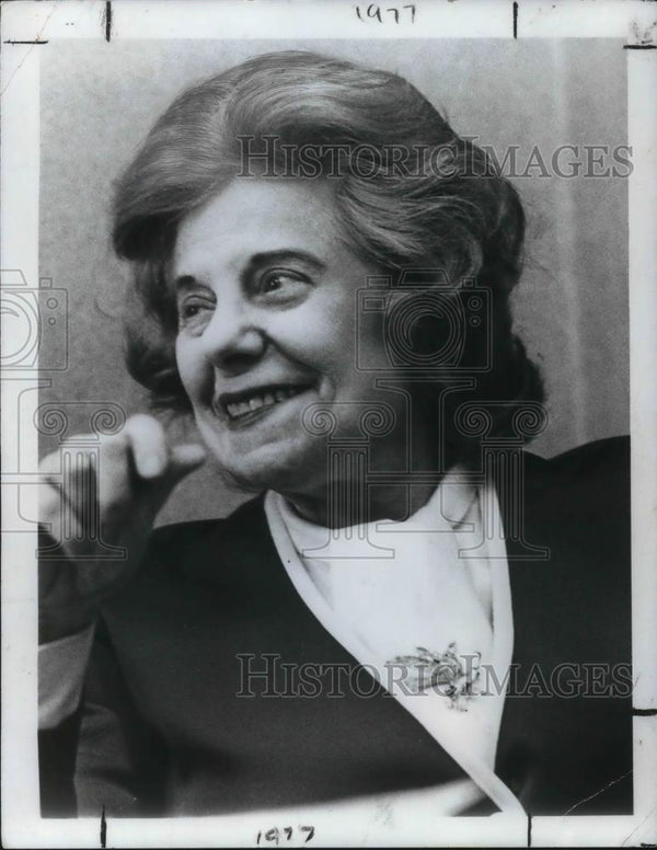 1977 Press Photo Dorothy Fuldheim American journalist & anchor - cvp20 ...