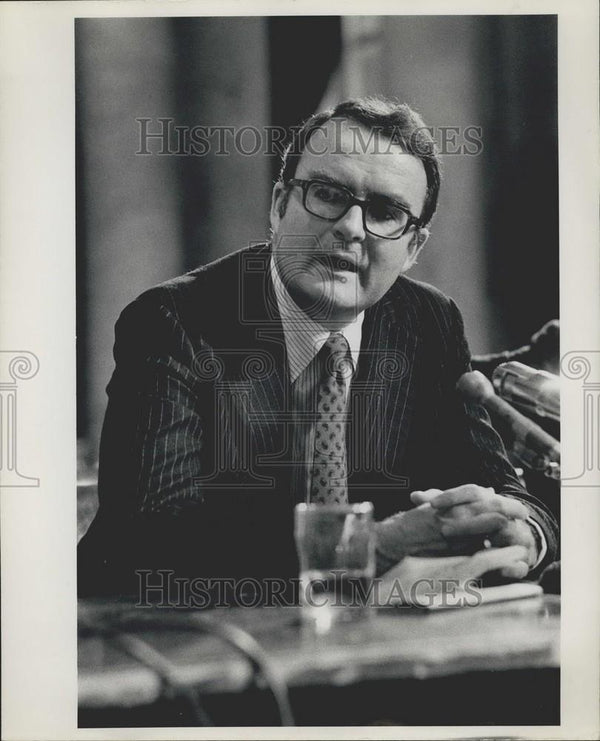 1975 Press Photo Former Asst. Attorney General William Ruckelshaus ...