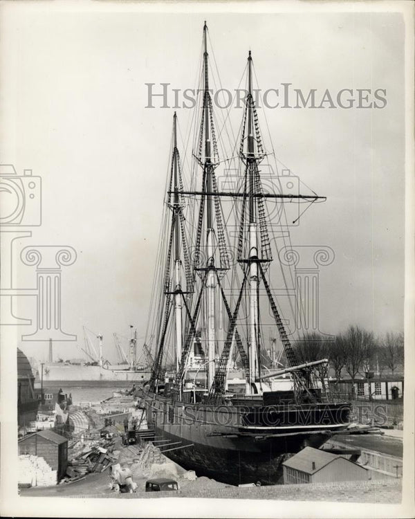 1957 Press Photo Work Progresses On The "Cutty Shark" Famous Clipper M ...