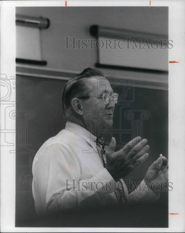 1975 Press Photo Harry E. Figgie Jr. Chairman of ATO - cvp21450 ...