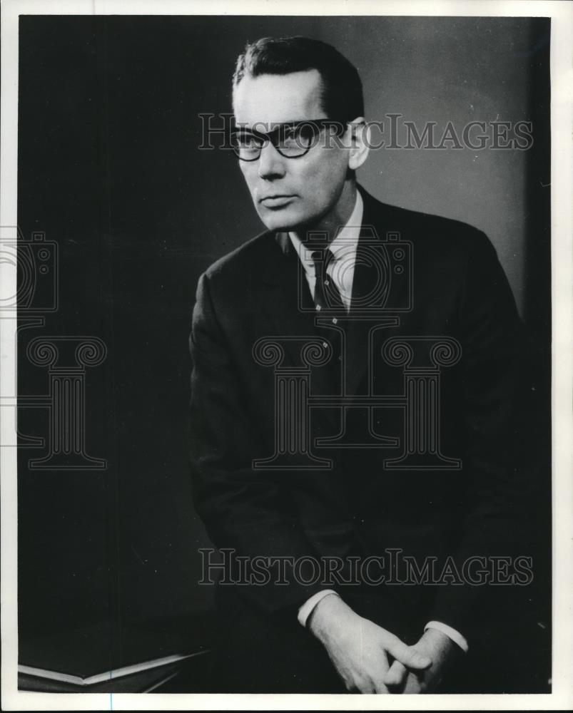 1972 Press Photo Dr James Heslin, director of New York Historical Soci ...
