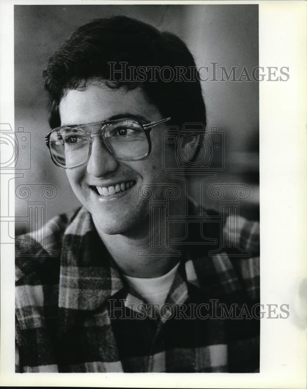 1982 Press Photo Doug Hart in the picture - ora31544 - Historic Images