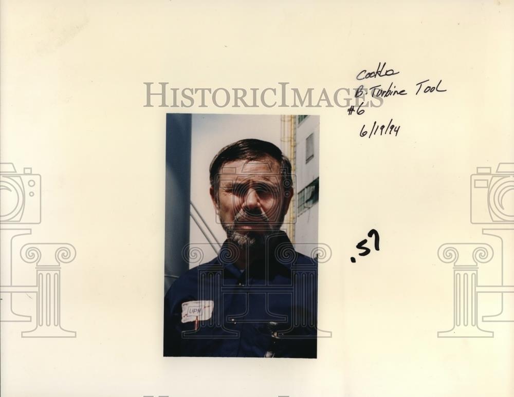 1994 Press Photo Stuart Gribble, UPN employee based in Oregon - ora403 ...