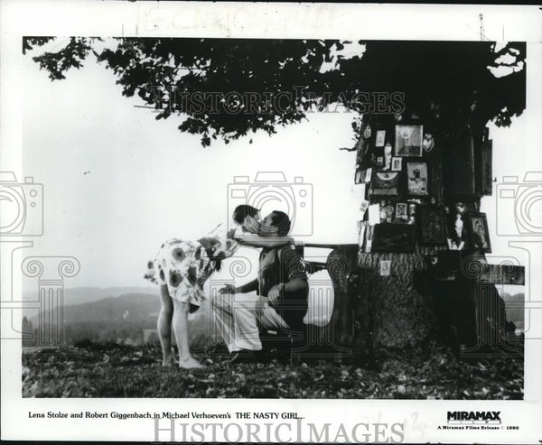 1991 Press Photo Lena Stolze and Robert Giggenbach star in The Nasty G ...