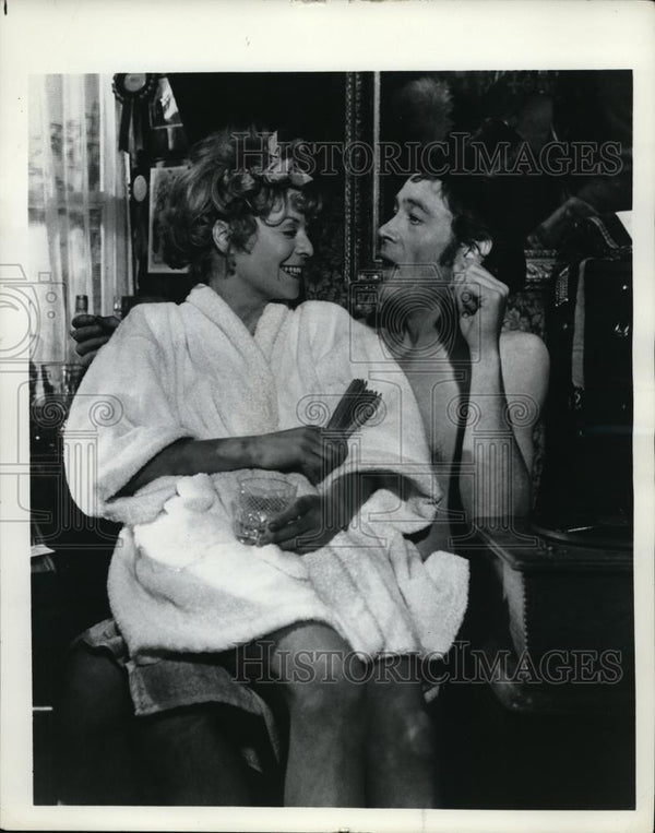 1971 Press Photo Brotherly Love with Michael Craig and Susannah York ...