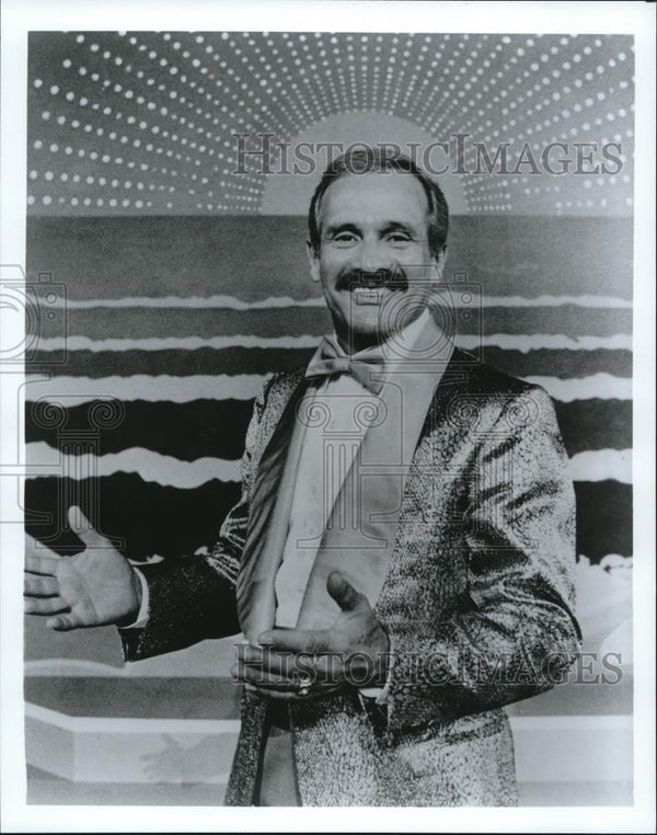 1988 Press Photo Larry Kert stars as Georges in La Cage Aux Folles - c ...