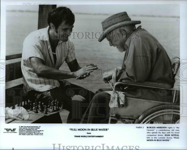 1989 Press Photo Full Moon In Blue Water Burgess Meredith Elias Koteas ...