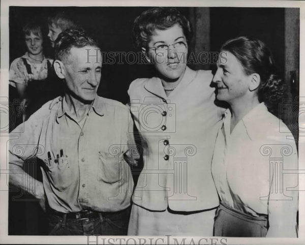 1952 Press Photo Chicago Mr & Mrs Michael Moroney & Mrs Mary McClellan ...