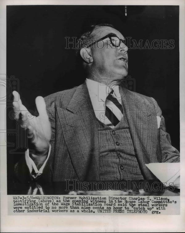 1952 Press Photo Charles E. Wilson testifying in the investigation in ...