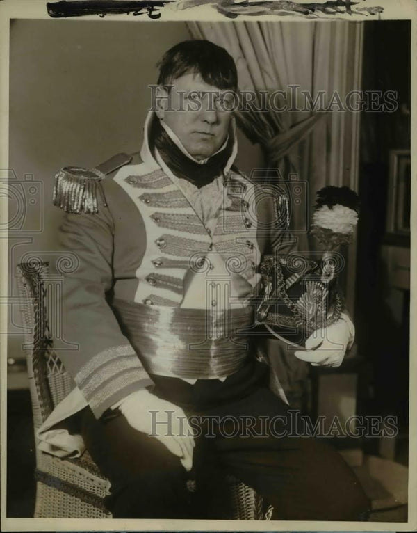 1927 Press Photo Arthur Ware in his costume at the annual Beaux Art Ba ...