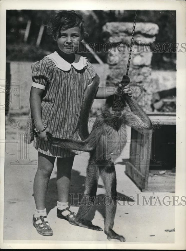 1935 Press Photo Carol Kay Rowley and Pet Monkey Named Chatters in Mia ...
