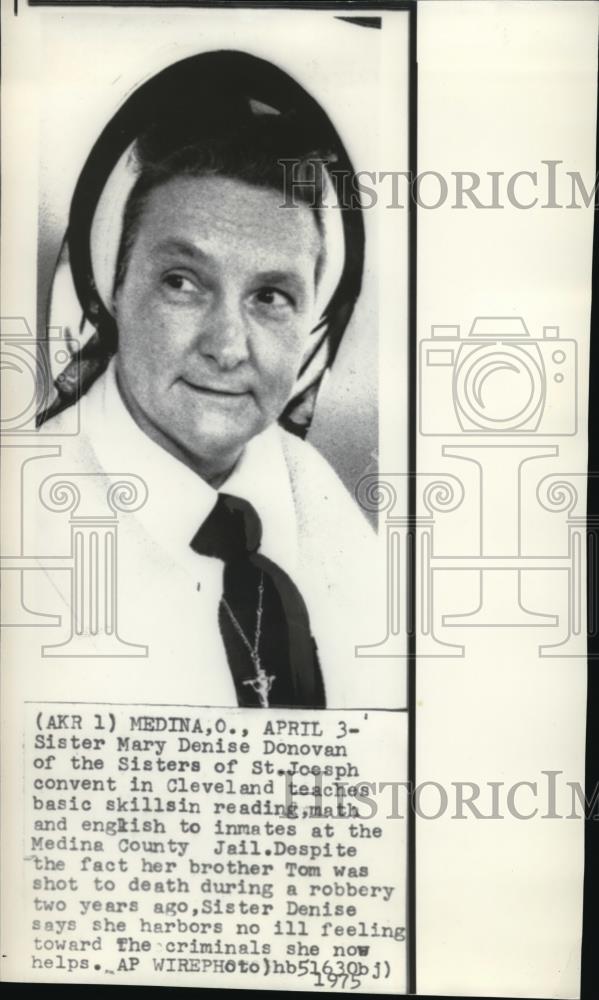 1975 Press Photo Sister Mary Denise Donovan of the Sisters of St. Jose ...