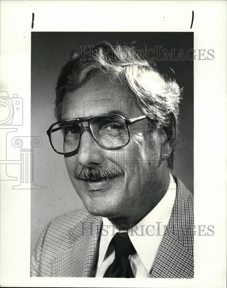 1986 Press Photo Dr.Willis E Sibley Anthropology Professor - cva41187 ...