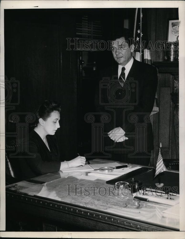 1944 Press Photo Ohio Governor Frank J. Lausche & Secretary - Historic ...