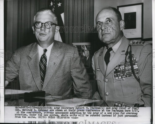 1954 Press Photo Robert T.Stevens, Army Sec. and Army Chief Gen.Matthe ...