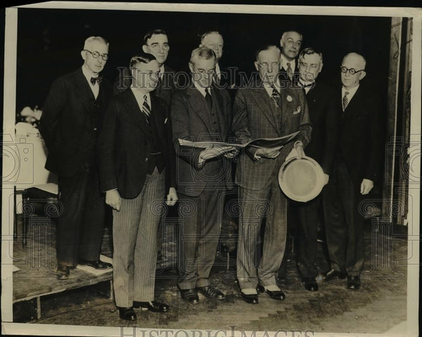 1931 Press Photo Mayor Harry Mackey Honored by Mayor Steward, Mayor Tr ...