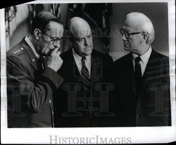 1969 Press Photo Melvin Laird, Gen Wheeler and Rep. L. Mendel Rivers ...
