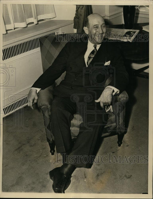 1937 Press Photo Dr Morris Fishbein Chicago health specialist in NYC ...