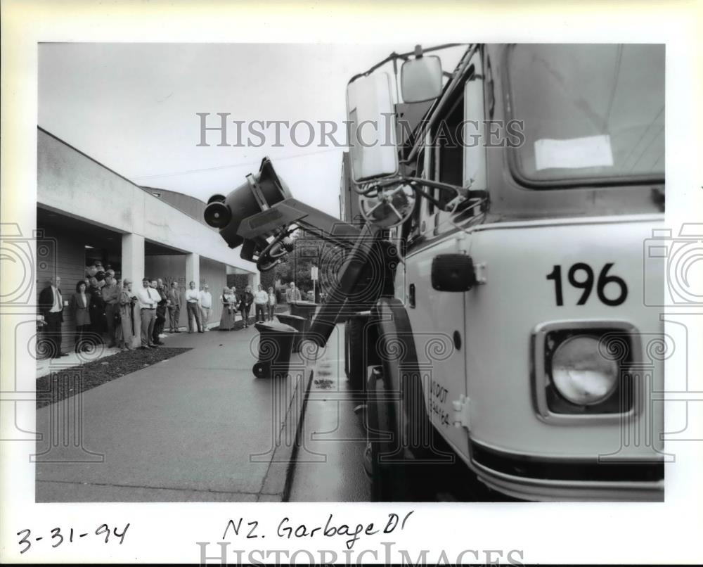 1994 Press Photo Washington Garbage - orb16396 - Historic Images