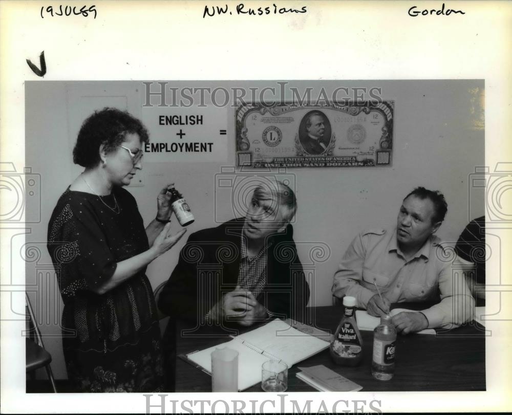 1989 Press Photo Lev Lyulka & Valentin Burlachenko listen to Virginia ...