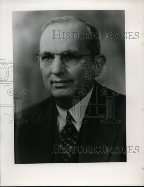1962 Press Photo President Of New York City Bowery Savings Bank Earl S ...